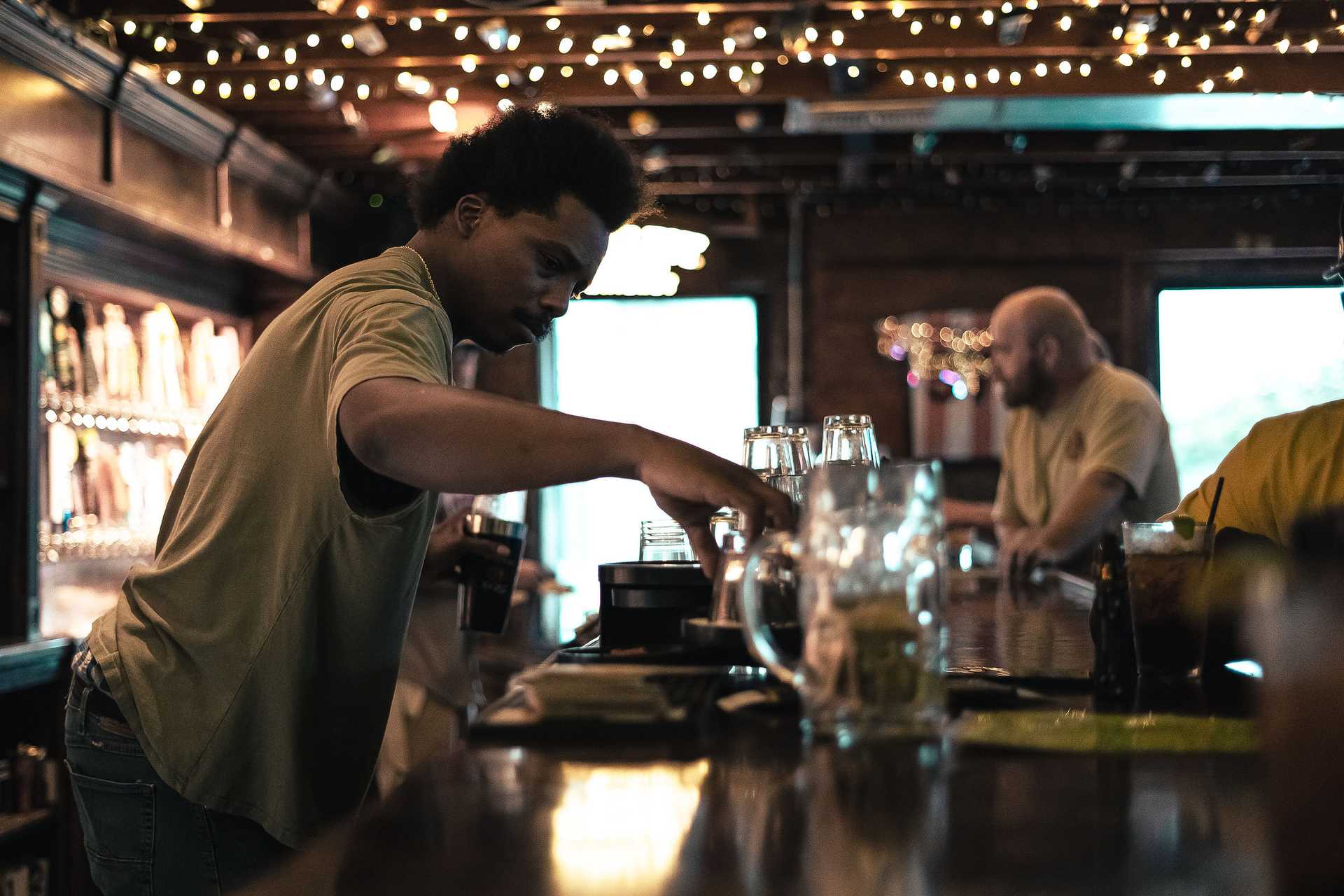 Home | Carney's Pub and Grill